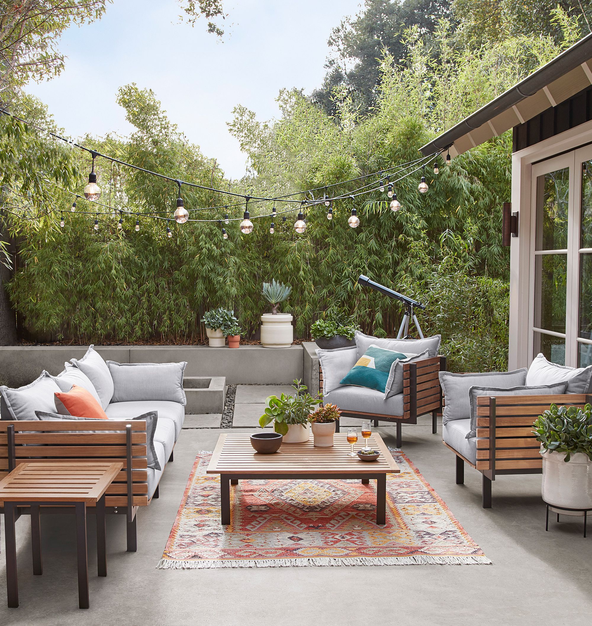 How to Style Your Outdoor Patio - BLOOM AND BABE