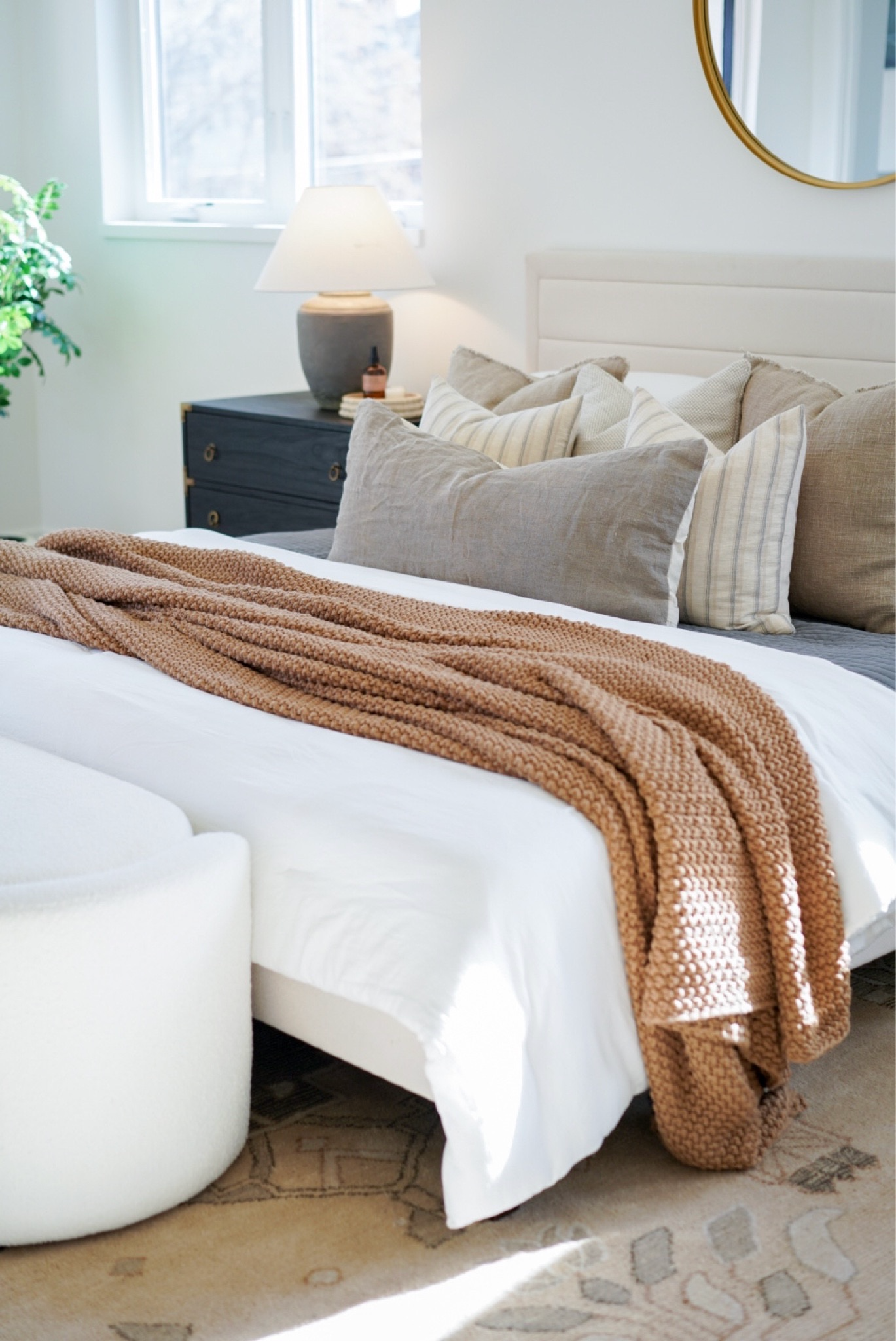 8 Ways to Create a Cozy Bedroom - BLOOM AND BABE